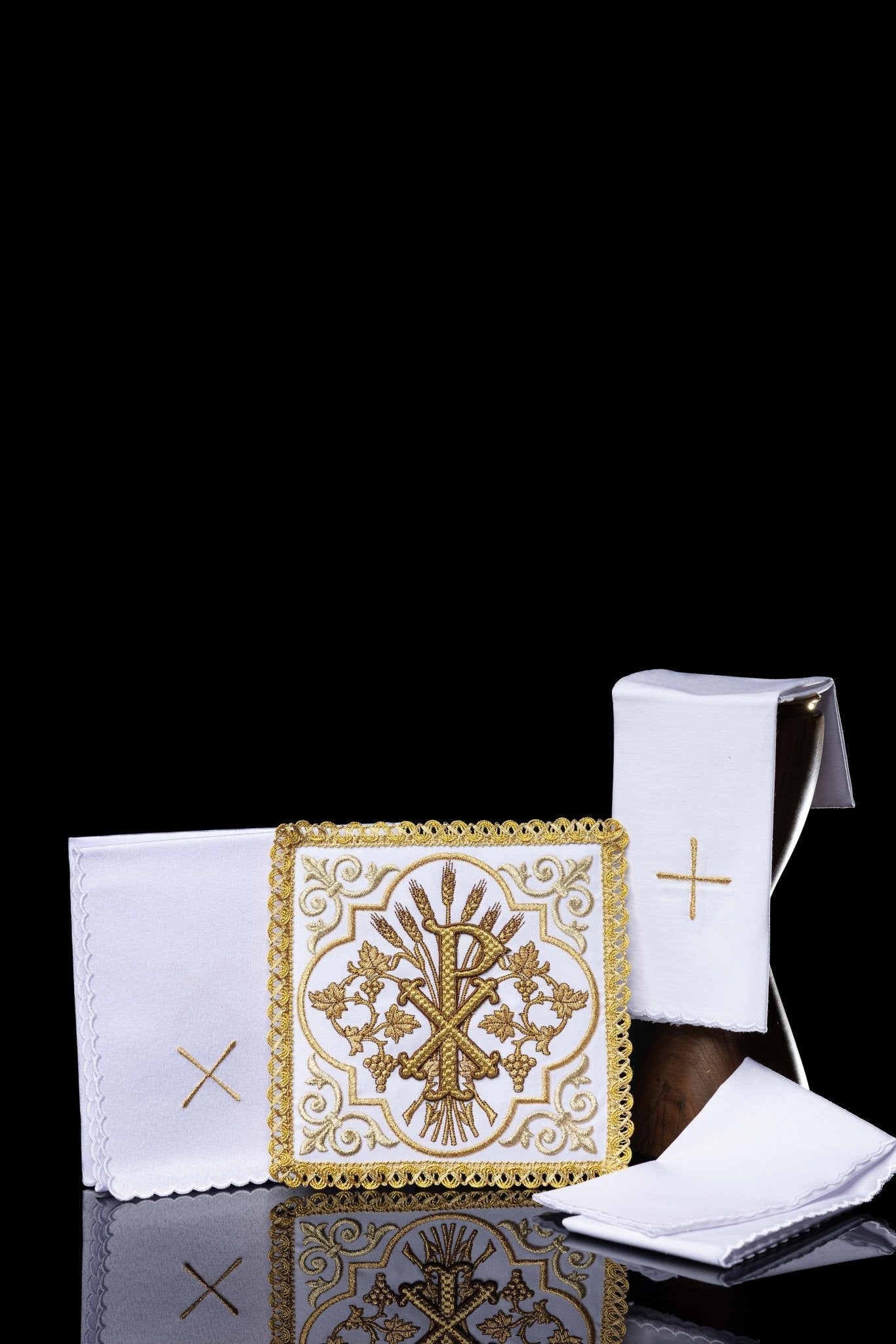 Chalice Linen Set – PAX Symbol
