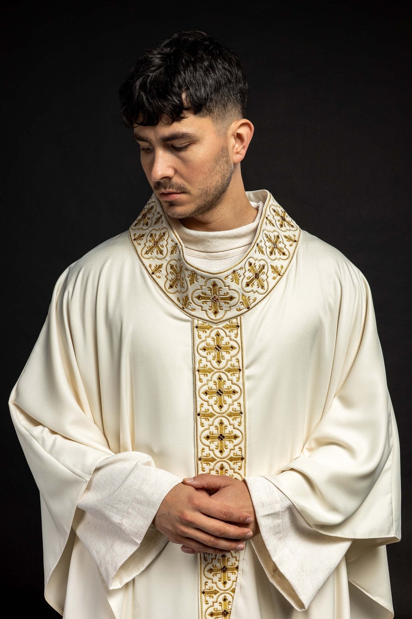 Chasuble with Stones Ecru