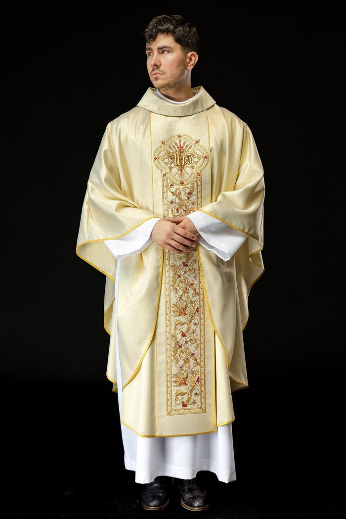 Chasuble IHS Gold