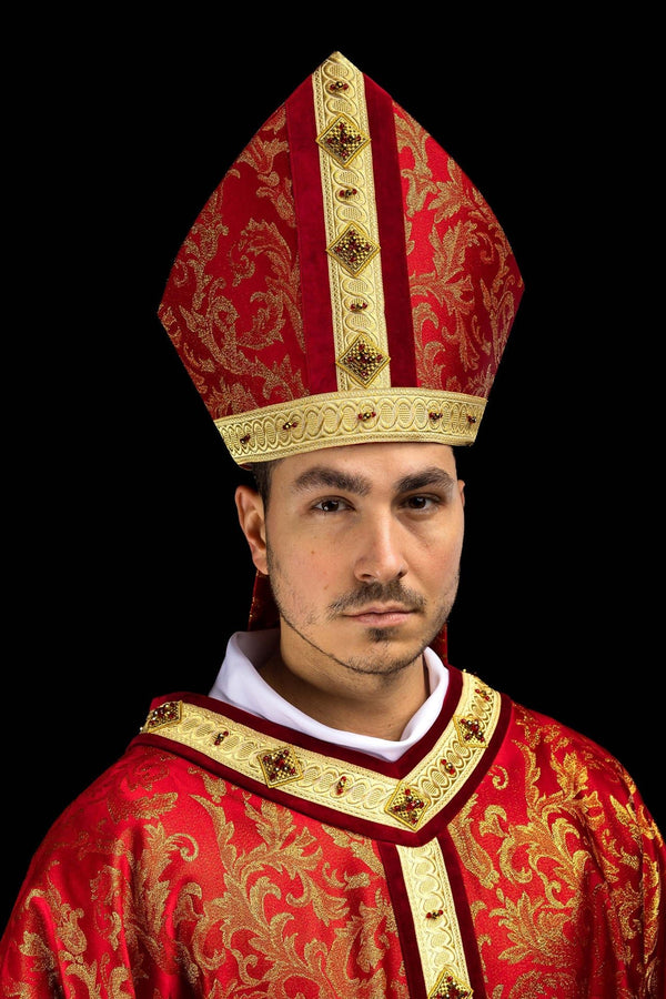 Mitres - mitre hats - bishop mitres - papal mitres - chasubles.com